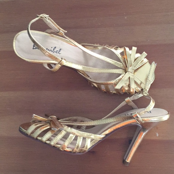 Bonnibel | Shoes | Bonnibel Gold Bow Heels | Poshmark